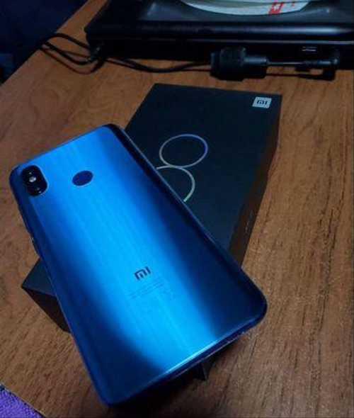 Телефон Xiaomi mi8 blue