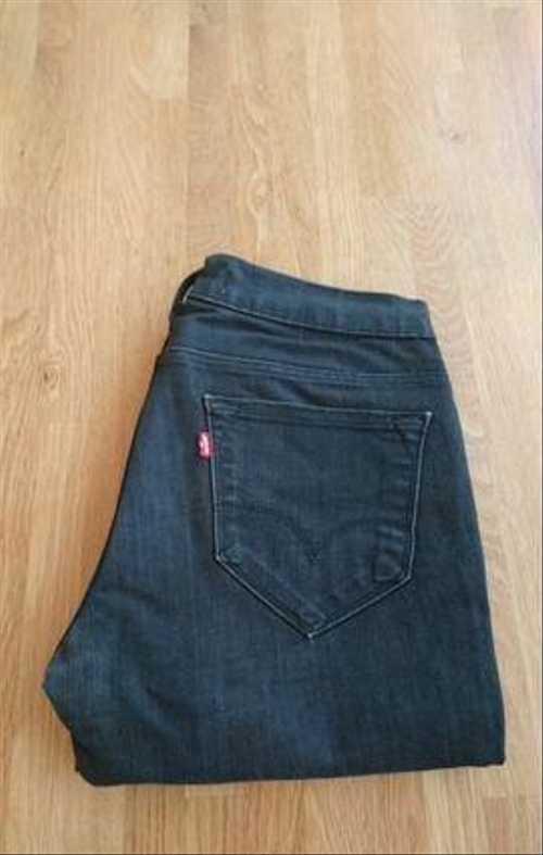 Джинсы Levis 519 черные