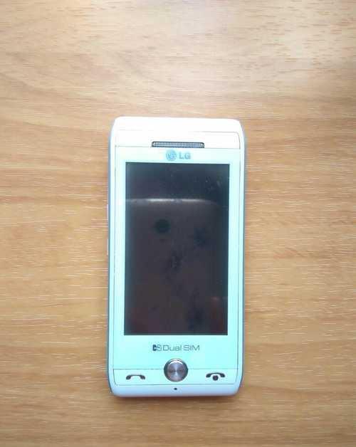 Мобильный телефон с 2-мя сим картами LG GX500