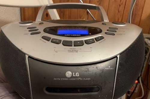 LG Магнитофон (стерео: радио, диски, кассеты)