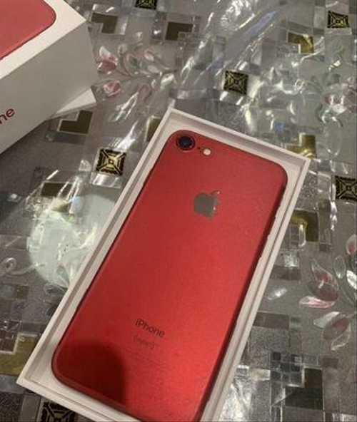 Телефон iPhone 7 128gb red