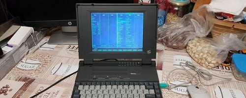 Ретро 386-й ноутбук Dell с цветным экраном + звук