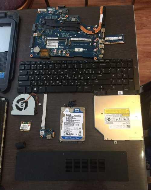 Ноутбук Dell Inspiron 15-3537 запчасти