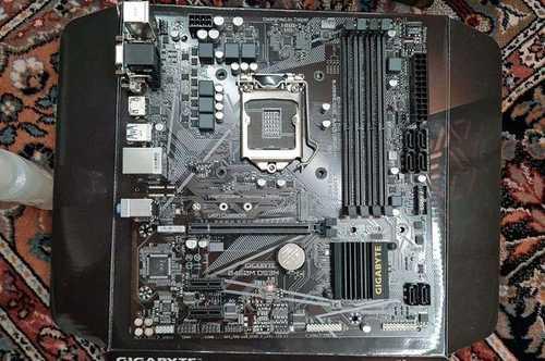 Gigabyte B460M ds3h