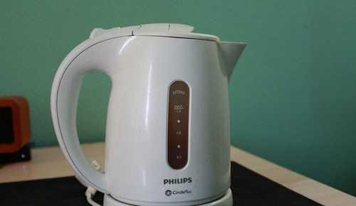 Электрический чайник Philips HD 4646