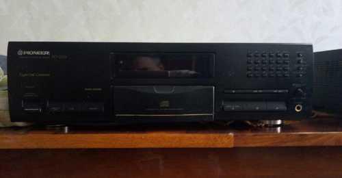 CD Pioneer PD-S702 с выходом на наушники