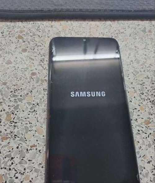 Смартфон Samsung A10