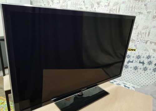 Телевизор SAMSUNG UE46D5000PW