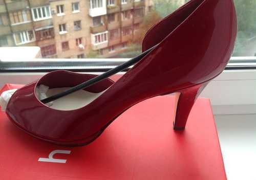Продам новые лакированные красные туфли, р-р 41(7)