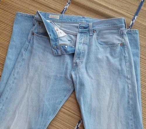 Джинсы Levis 501