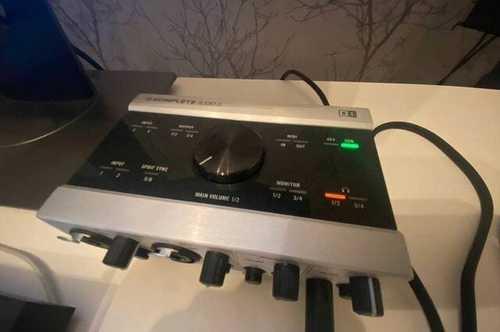 Native Instruments komplete audio 6