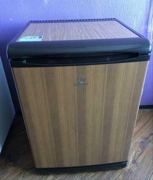 Холодильник Indesit TT-85.005-T, коричневый Б/У
