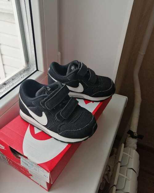 Кроссовки Nike