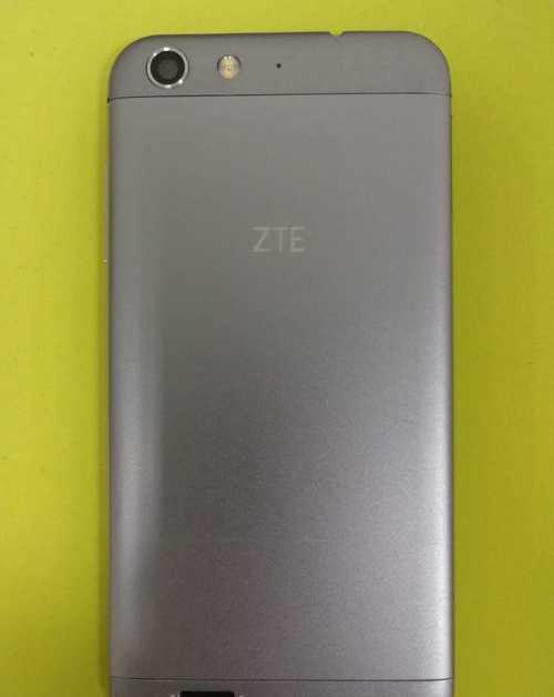 Продам ZTE Blade Z7 Silver