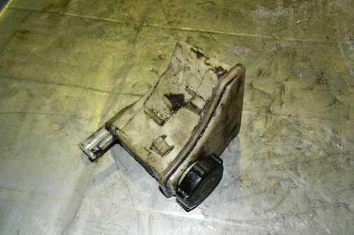 Бачок гур Ford Mondeo 2 б/у