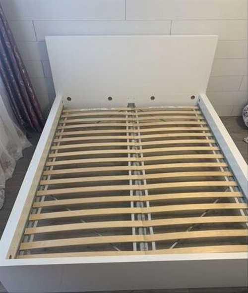 Кровать IKEA malm