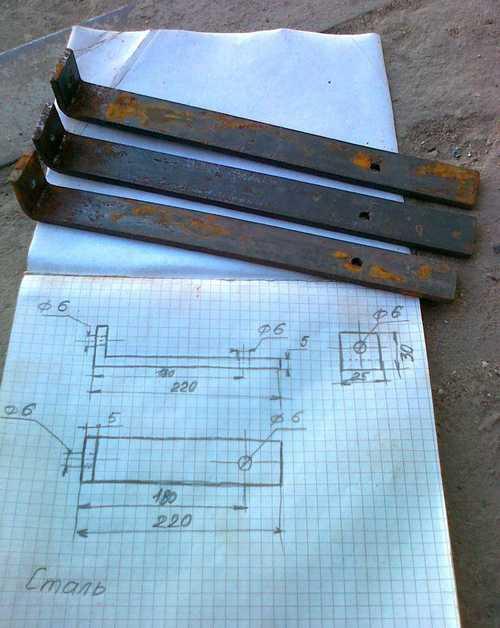 Кронштейны стальные