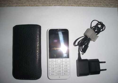Nokia 220 Dual Sim, белый