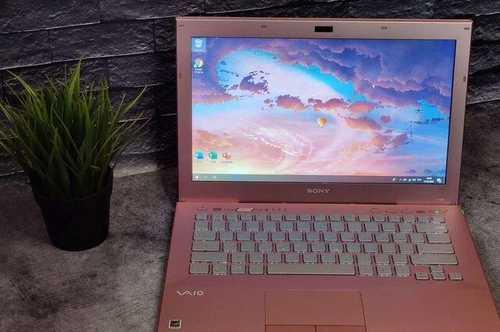 Розовый Sony Vaio с подстветкой клавиатурой