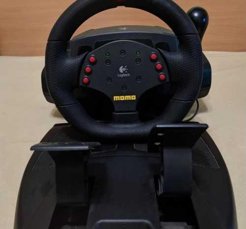 Компьютерный руль Logitech momo Racing