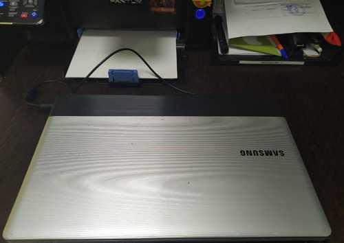 Ноутбук SAMSUNG 300E5A i3-2350M