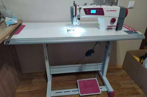 Промышленная прямострочная швейная машина