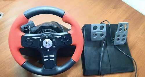 Игровой руль с педалями для пк