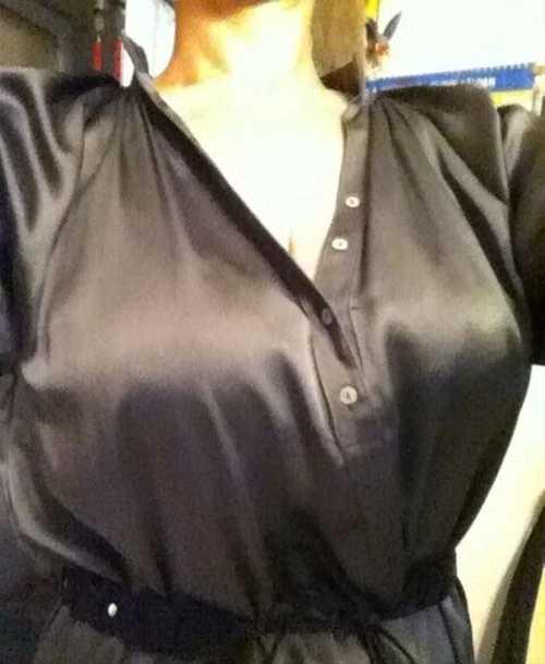 Блузка шелковая новая Zara