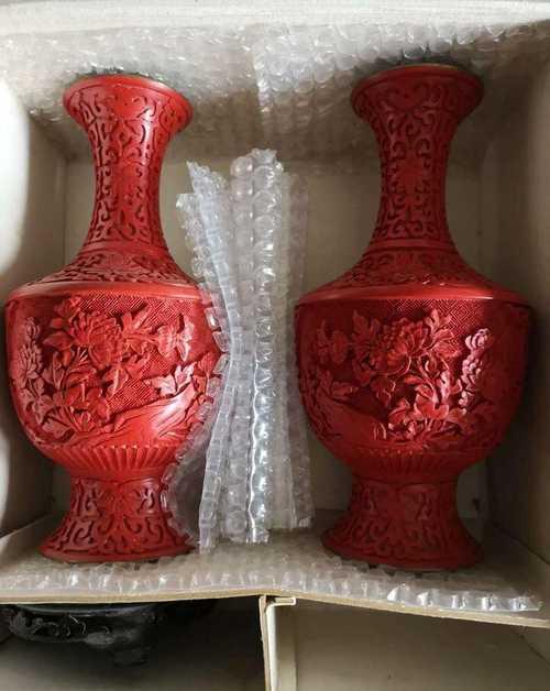 Парные китайские вазы
