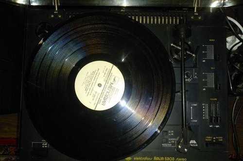 Проигрыватель винила Ария 5303