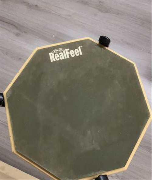 Барабанный пэд Evans RealFeel