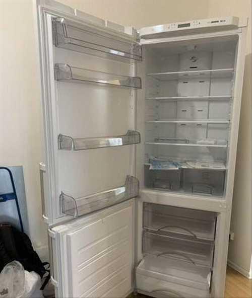 Холодильник Атлант 70см