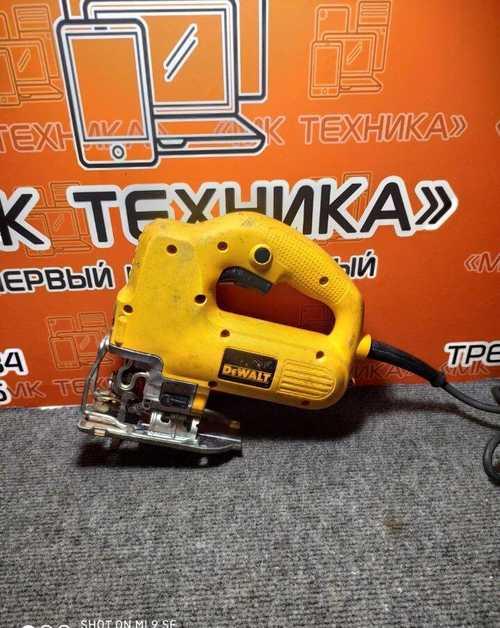 Лобзик DeWalt DW341 550Вт
