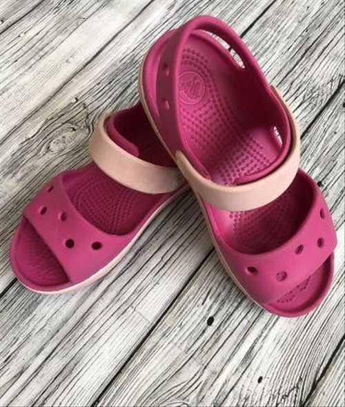 Сандалии Crocs