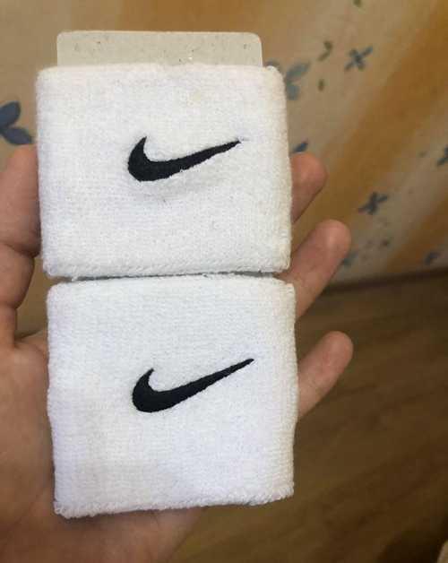 Напульсники Nike