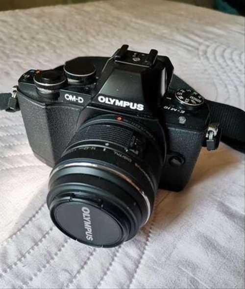 Беззеркальный фотоаппарат Olimpus OM-D E-M10