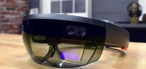 Очки виртуальной реальности Microsoft HoloLens 1