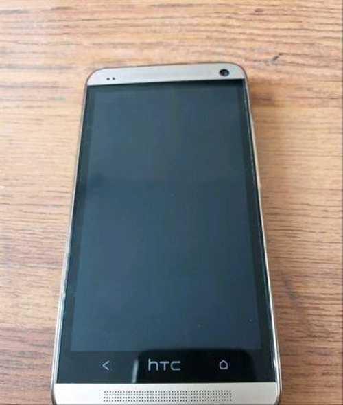 HTC one m7 с автодержателем-зарядкой