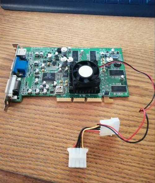 Ati Radeon 8500LE 64Mb AGP