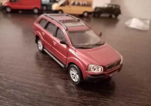 Продам модель volvo XC90 1/43
