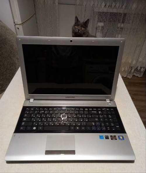 Ноутбук Samsung NP-RV515-S05RU