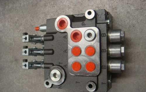 Распределитель рх-80 2ваа-11-11 3-х секц. 12670 00