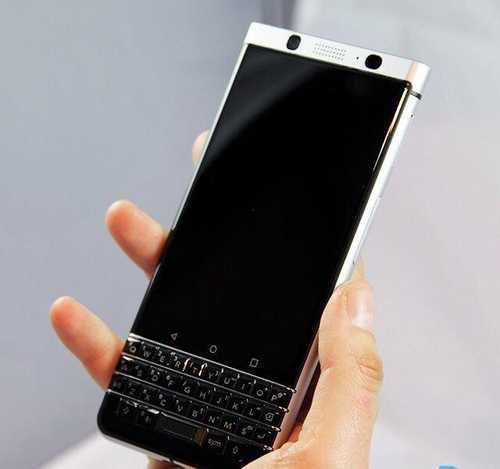 Телефон BlackBerry Keyone