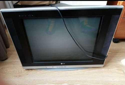 Продам телевизор LG 21FS7RG