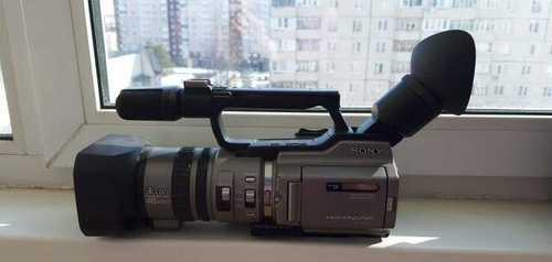Видеокамера Sony dcr-vx2100e