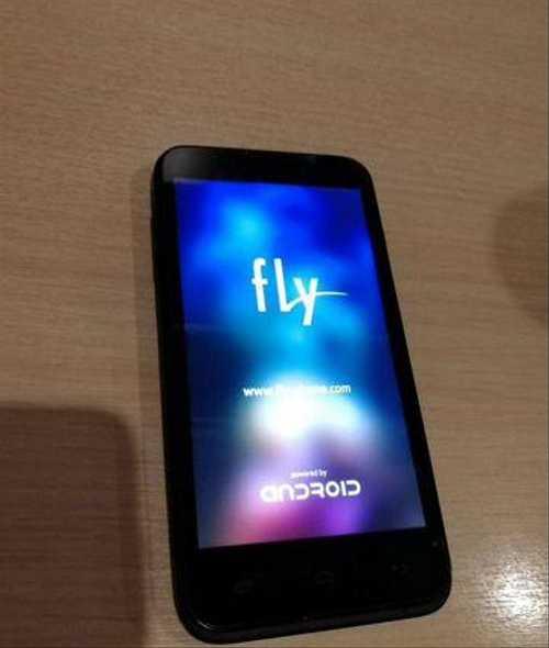Телефон Fly iq4415