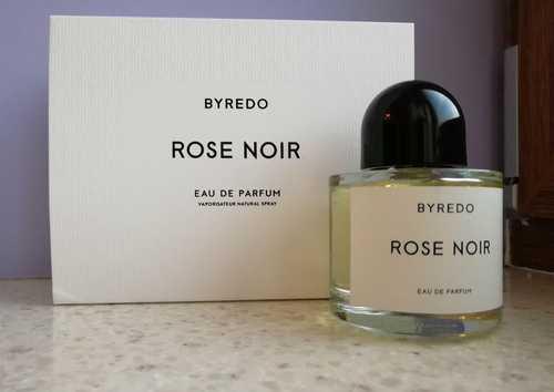 Byredo rose noir. Byredo Rose. Byredo Rose Noir Ноты. Селективный Парфюм Rose. Byredo Oliver peoples Green.