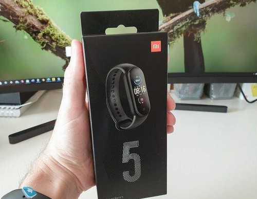 Фитнес-браслет Xiaomi Mi Smart Band 5 новый