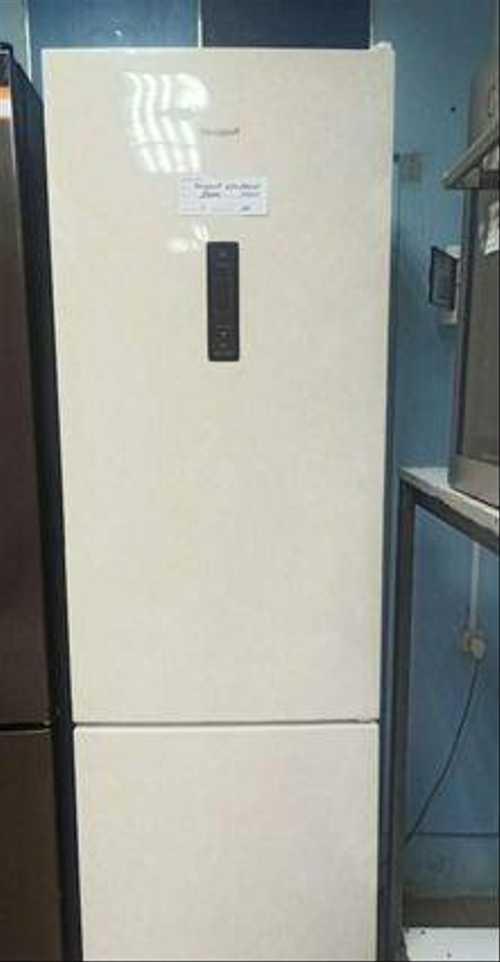 Холодильник Weissgauff WRK2000DM