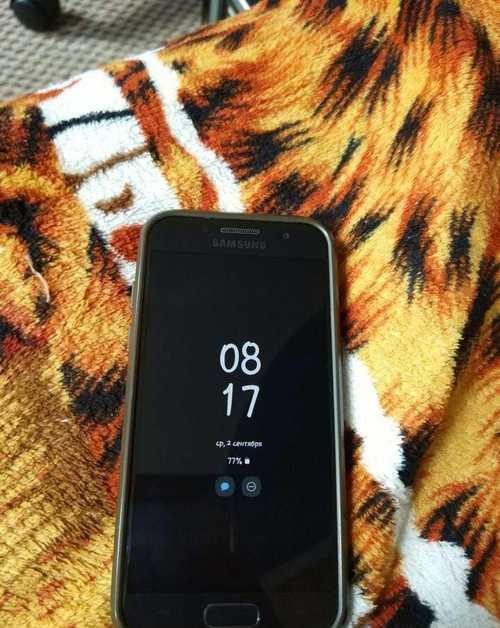 Телефон Samsung А3 2017